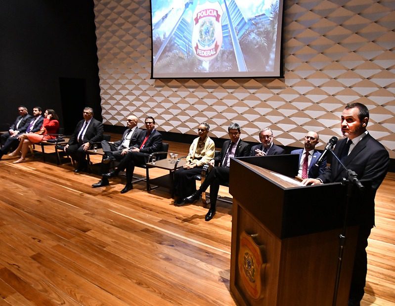 Confira na íntegra a fala de posse do novo diretor-geral da PF - ADPF ...